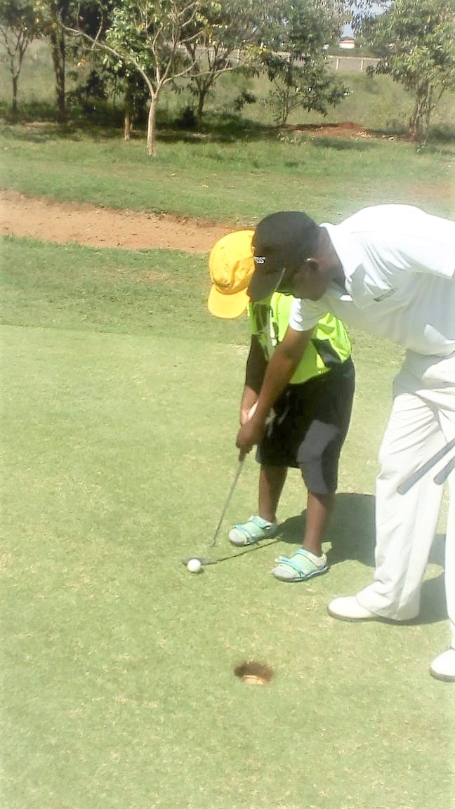 Ruiru Sports Club Gives Honorary Golf Clinic to Juniors to practice ...